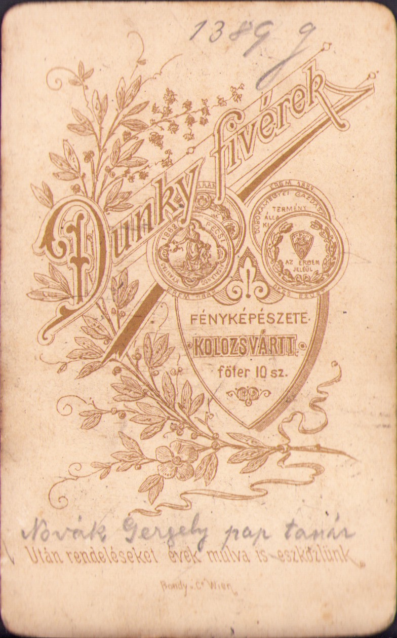 Novák Gergely, preot catolic armean, profesor la Gherla, studio Dunky ...